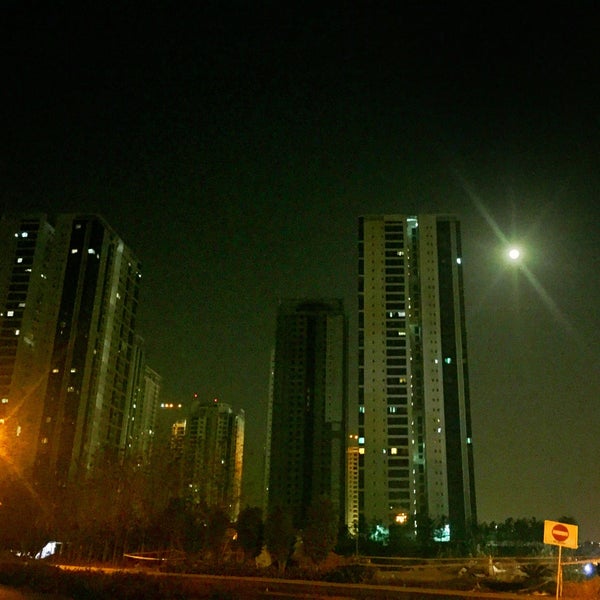 Lanco Hills - Building