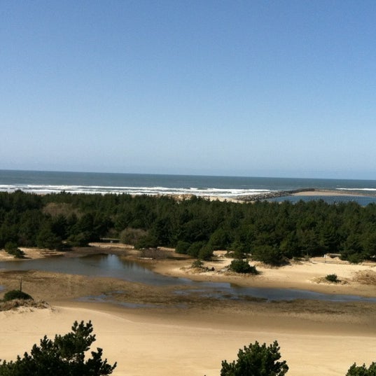Winchester Bay Salmon Harbor - Beach