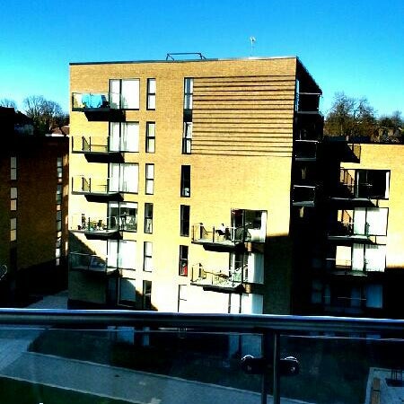 Elverson Road DLR Station - Lewisham Central - Elverson Rd.