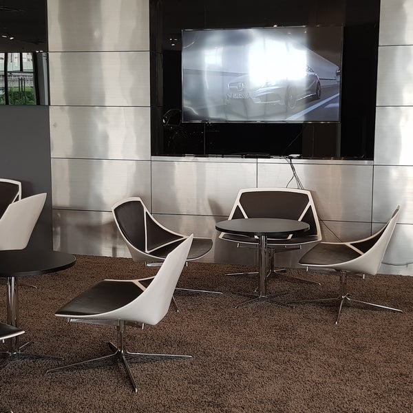 Star Flag, Mercedes-Benz Authorized Dealer - Auto Dealership in Phayathai