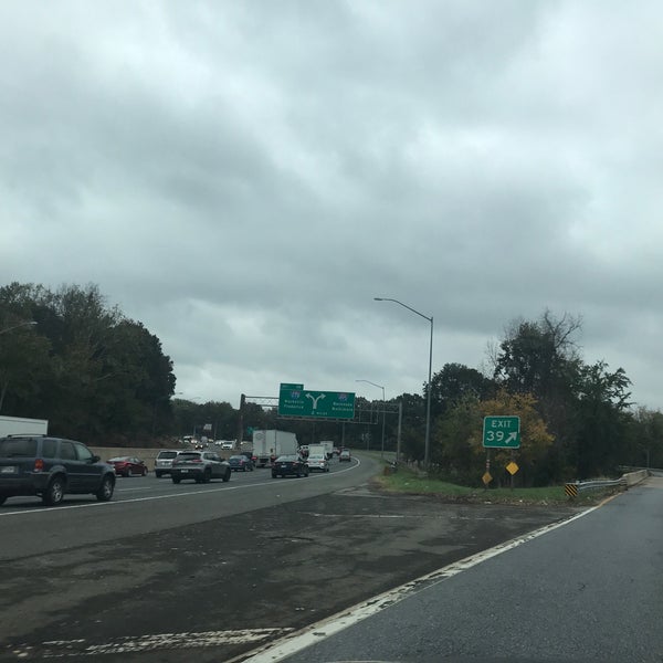 Exit 39 - MD 190 (River Road) / Potomac, Washington - Intersection