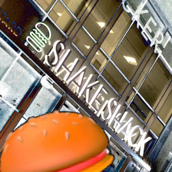 Shake Shack - Inner Harbor - 32 tips from 1650 visitors