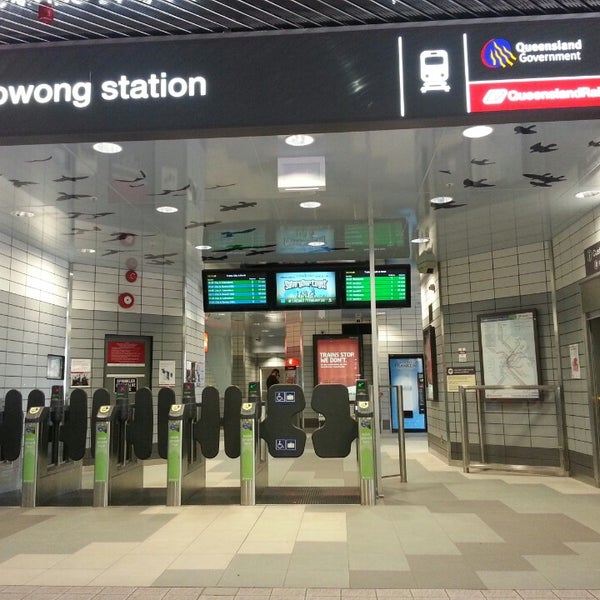 Toowong Railway Station - Train Station in Toowong
