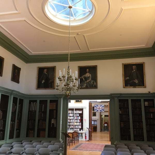Redwood Library - College Library in Newport