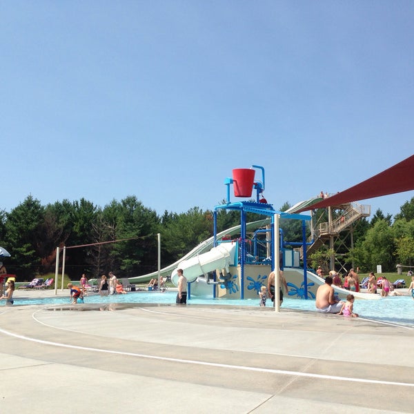 Zorinsky's Aquatic Center - West Omaha - Douglas, NE