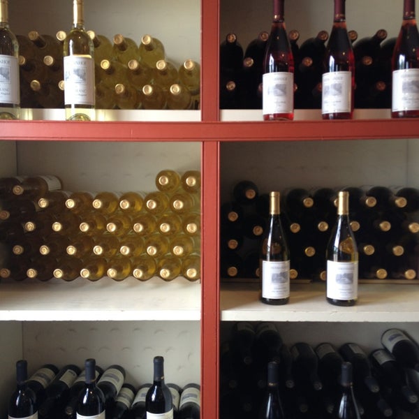 Hermanhoff Winery - Winery in Hermann