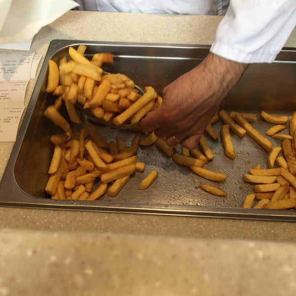 Vlaamse Frites - Friterie in Stadsdeel Centrum