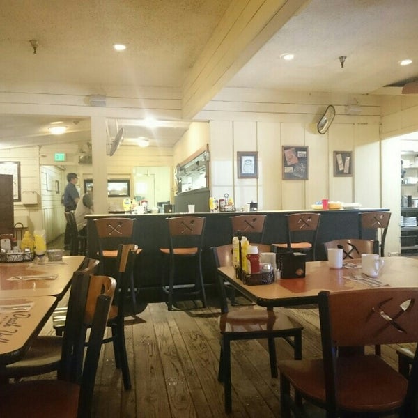 49'er Cafe - American Restaurant in Death Valley