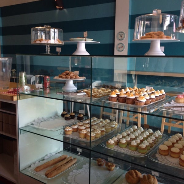 Double Cake Baking Studio