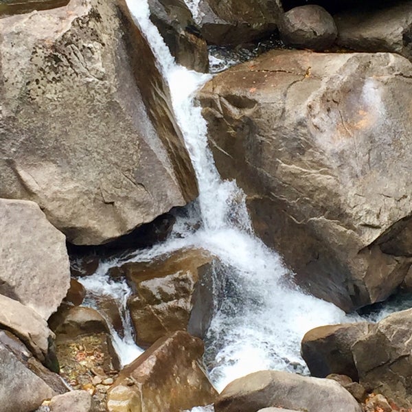 Vernal Falls - Waterfall in Yosemite National Park