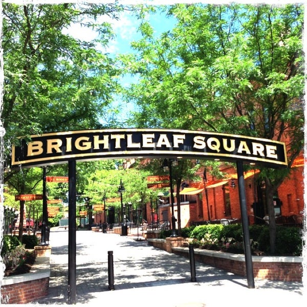 Brightleaf Square - Plaza in Durham