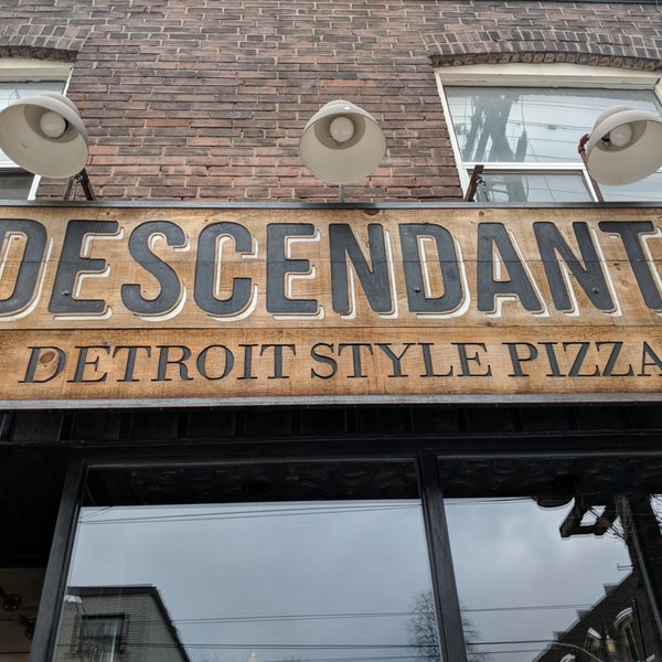 Descendant Detroit Style Pizza - Pizza Place in Toronto