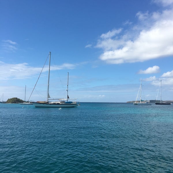 Cowpet Bay, St. Thomas USVI - Beach in St. Thomas
