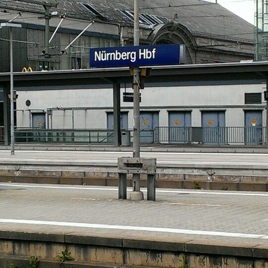 Gleis 6/7 - Mitte - Bahnhofsplatz 9