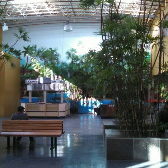 Centerpoint Mall - Oxnard, CA