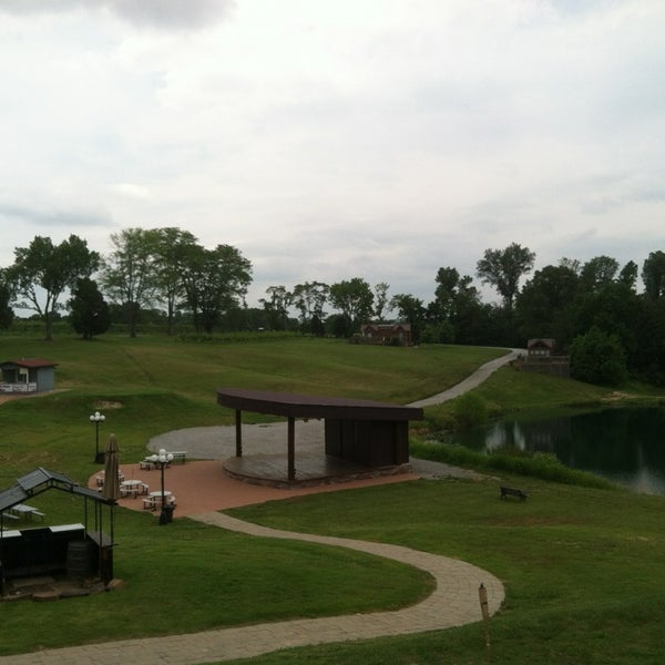 Rustle Hill Winery - 14 tips