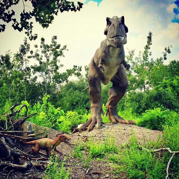 Field Station: Dinosaurs - Secaucus, NJ