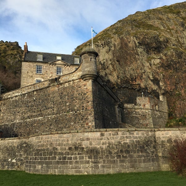Dumbarton Castle - Castle