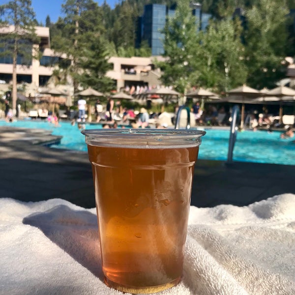 Sandy's Pub - American Restaurant