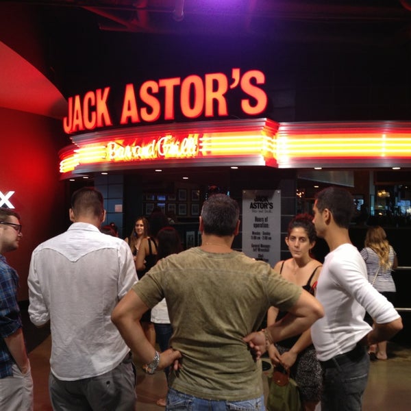 Jack Astor's Bar & Grill - Downtown Toronto - 112 tips from 7052 visitors