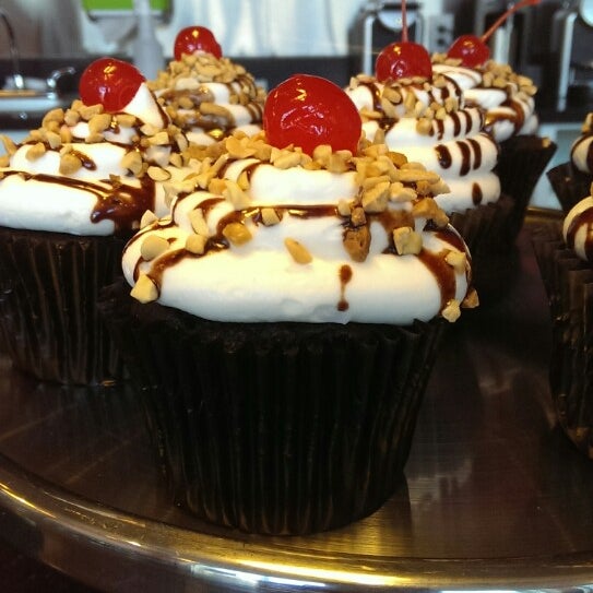 Smallcakes - Cupcake Shop in Dallas