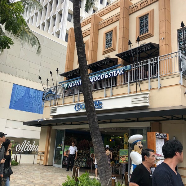 Coco Cove - Convenience Store in Waikiki