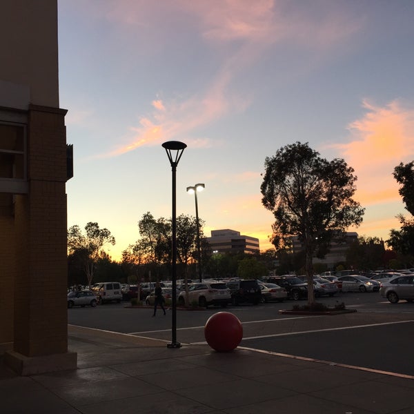 Bridgepointe Shopping Center - Foster City, CA