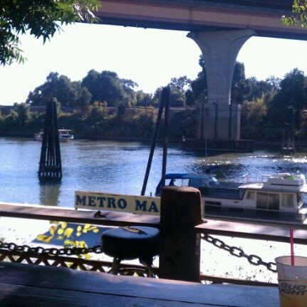 Swabbies Restaurant & Bar - American Restaurant in Sacramento