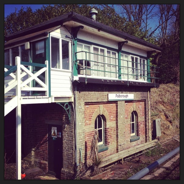 Pulborough Railway Station (PUL) - Pulborough, West Sussex
