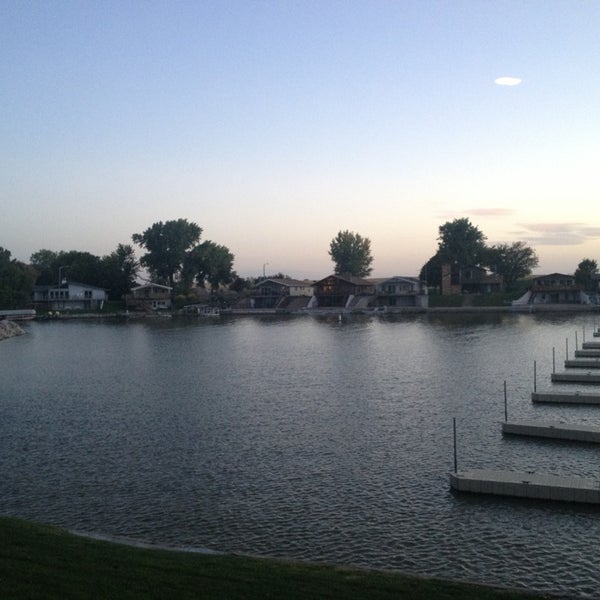 Lake Shore Marina Restaurant & Lounge - Johnson Lake, NE