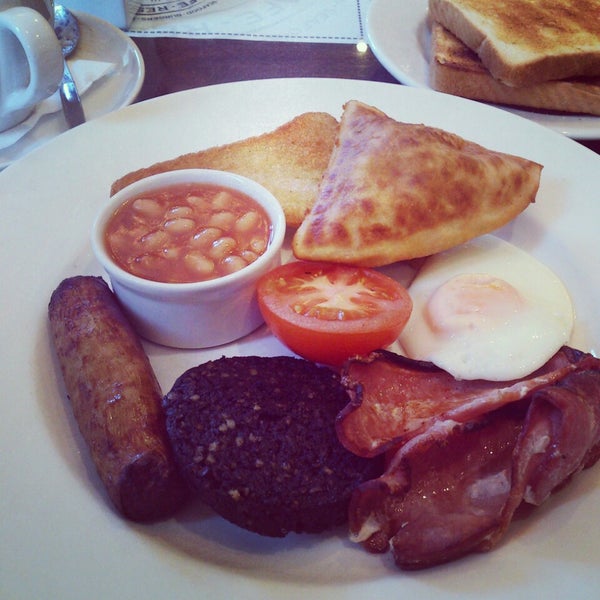 Coia's Café - East End - 477 Duke St