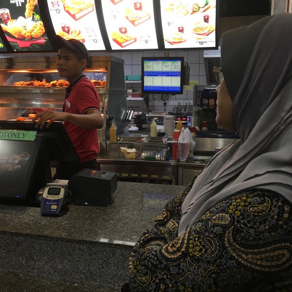 KFC Gajah Berang - Fast Food Restaurant in Malacca Town