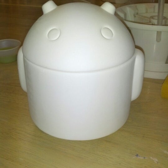 Quiggly's Clayhouse - Arts & Crafts Store in Dallas