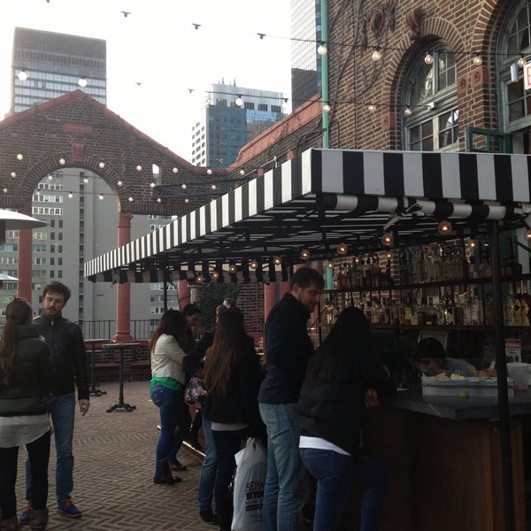 Photos at Pod 39 Rooftop Bar - Cocktail Bar in Murray Hill