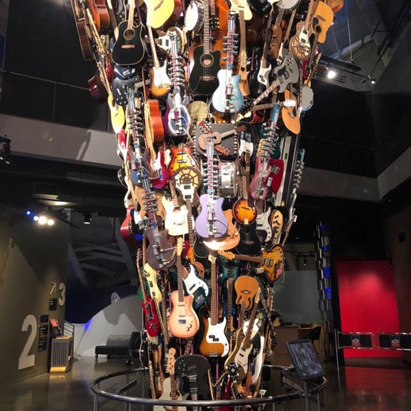 MoPOP Guitar Gallery - Exhibit in Seattle
