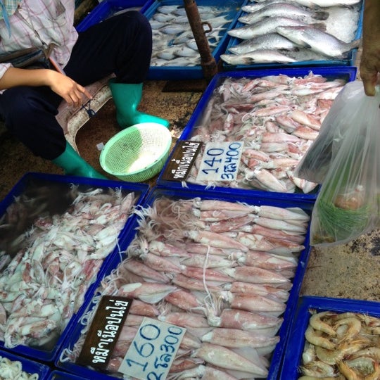 สะพานปลาอ่างศิลา (Ang Sila Fish Market) - 65 tips from 8667 visitors