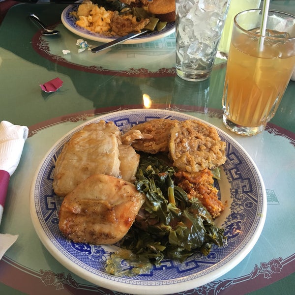 Blue Willow Inn Restaurant - Southern / Soul Food Restaurant