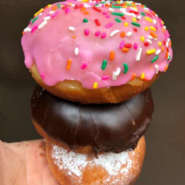 Oneg Heimishe Bakery - Williamsburg - 188 Lee Ave