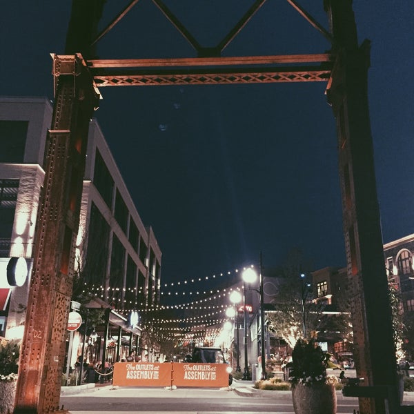 Assembly Row - Mystic River - Somerville, MA