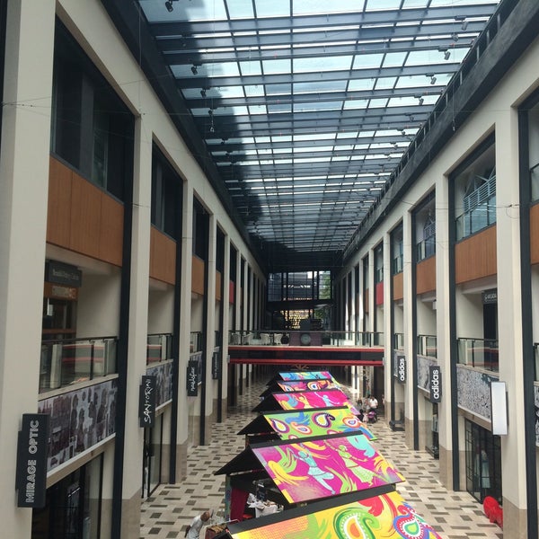 Solaris Dutamas - Office