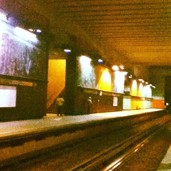 Metro Copilco (Línea 3) - 35 tips