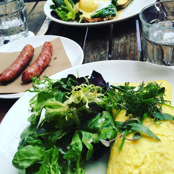 Photos at The East Pole - Kitchen & Bar - English Restaurant in New York