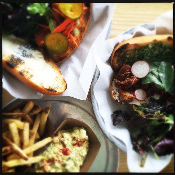Clove & Hoof Restaurant - Temescal - 4001 Broadway