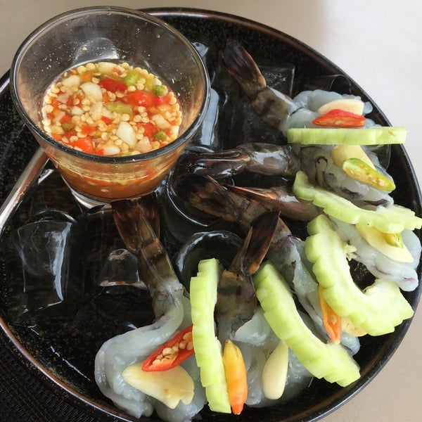 Mango Tree On The River - Restaurant in Phra Nakhon