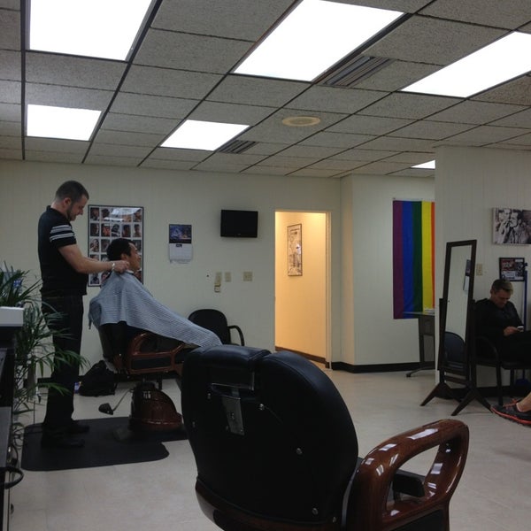 Ron's Barber Shop - Salon / Barbershop in Middle River Terrace