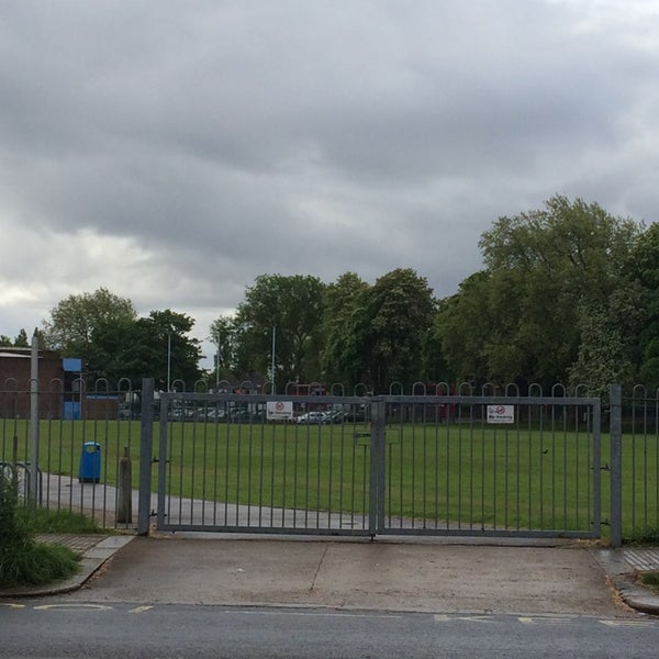 Chiswick School - High School