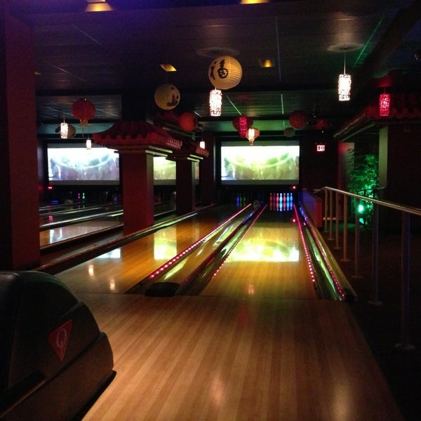 Bowlmor Times Square - Bowling Alley in New York