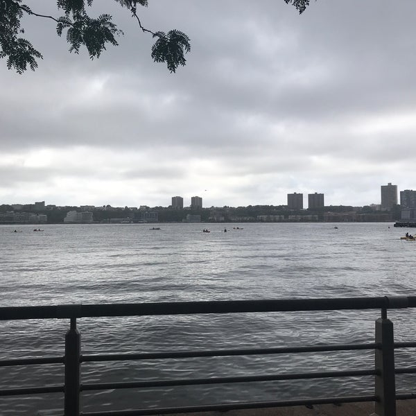 Pier 96 Boathouse - Hell's Kitchen - 9 tips from 595 visitors