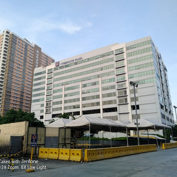 Robinsons Cybergate Plaza - Office in Mandaluyong City