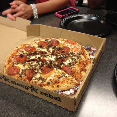 HotBox Pizza - Broad Ripple - 20 tips